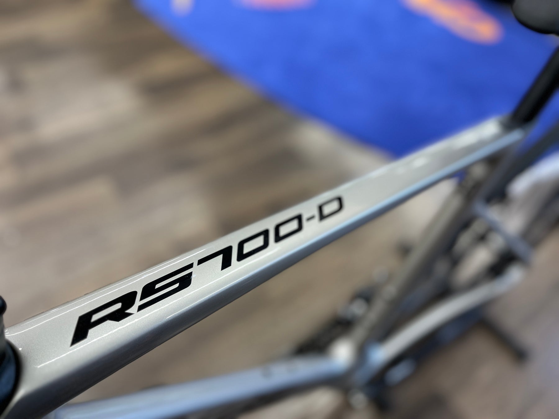 【限定商品】XDS RS700D フルカーボン ロードバイク【アウトレット】